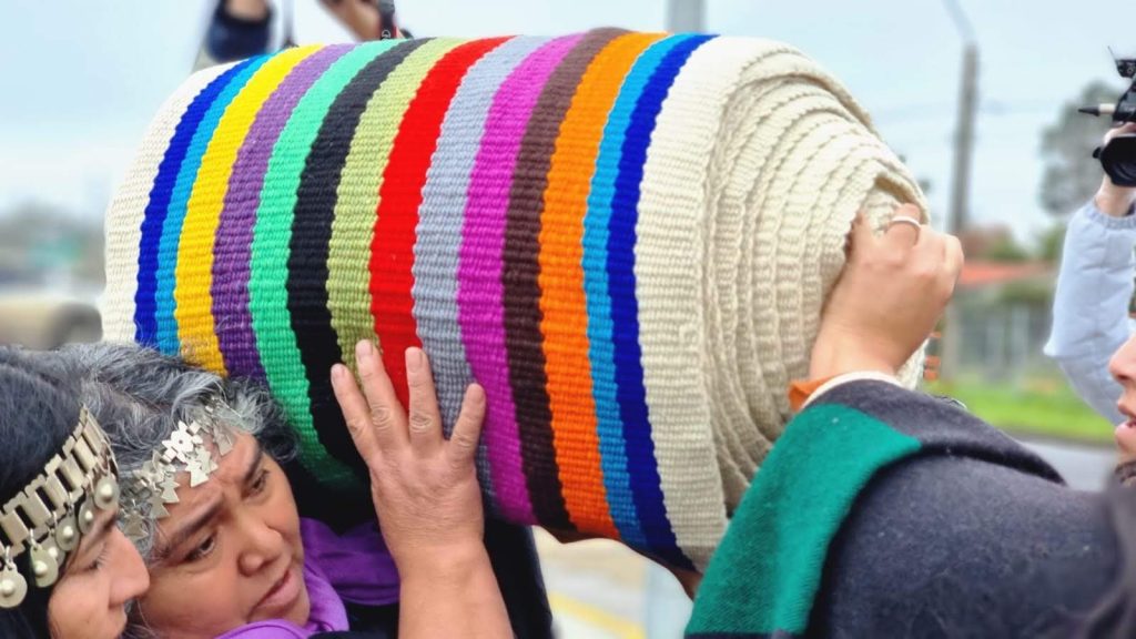 La Artesanía Mapuche: Tradición, Significado y Maestría - Parada Noticiosa